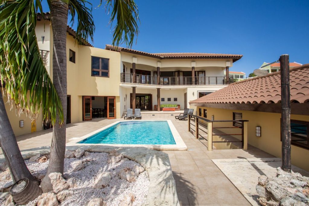 Huis kopen op Curacao | CuraHouseCare Real Estate
